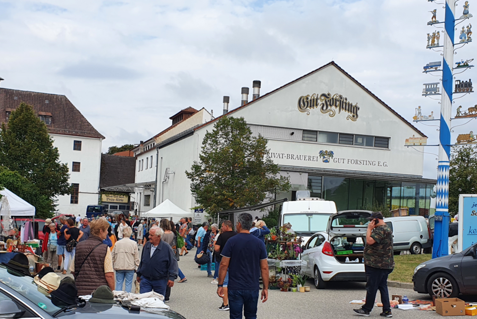 Flohmarkt in Forsting - Rund um die Brauerei